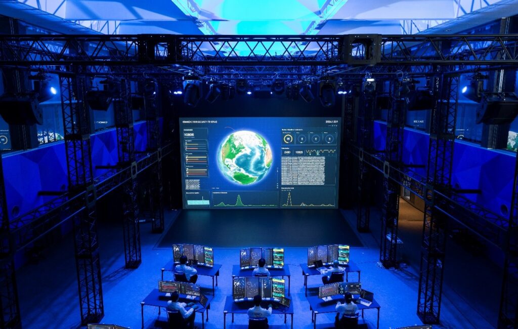 GMOインターネットグループ、サイバー攻撃の防御・分析拠点「GMOイエラエSOC 用賀」を開設 - クラウド Watch